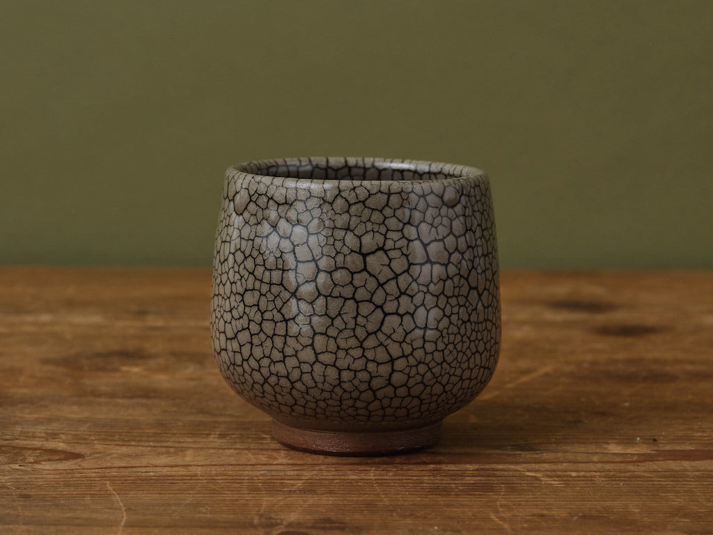 Kurodakatsu Glaze Yunomi Cup by Ryumonji Pottery – wagumi